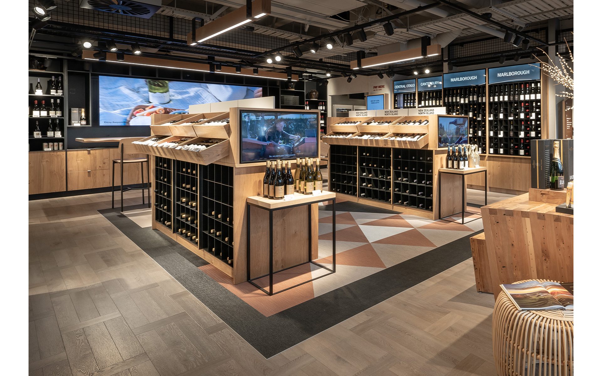 T Galleria Queenstown - Buchan